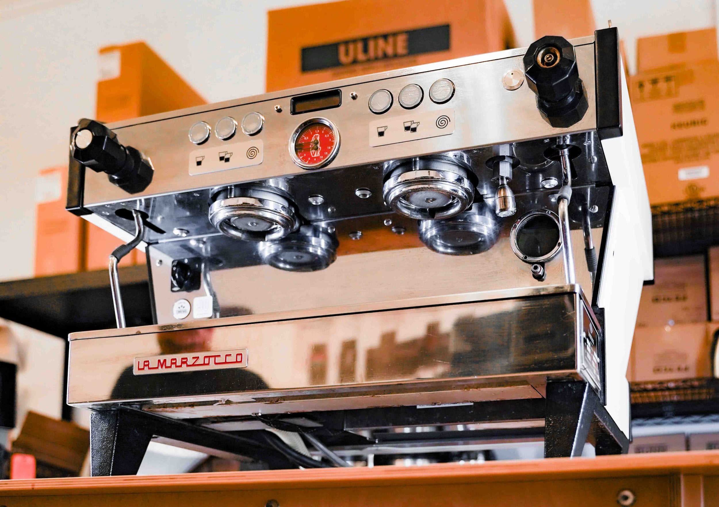 What Are the Different Types of Commercial Espresso Machines? – Reverie ...